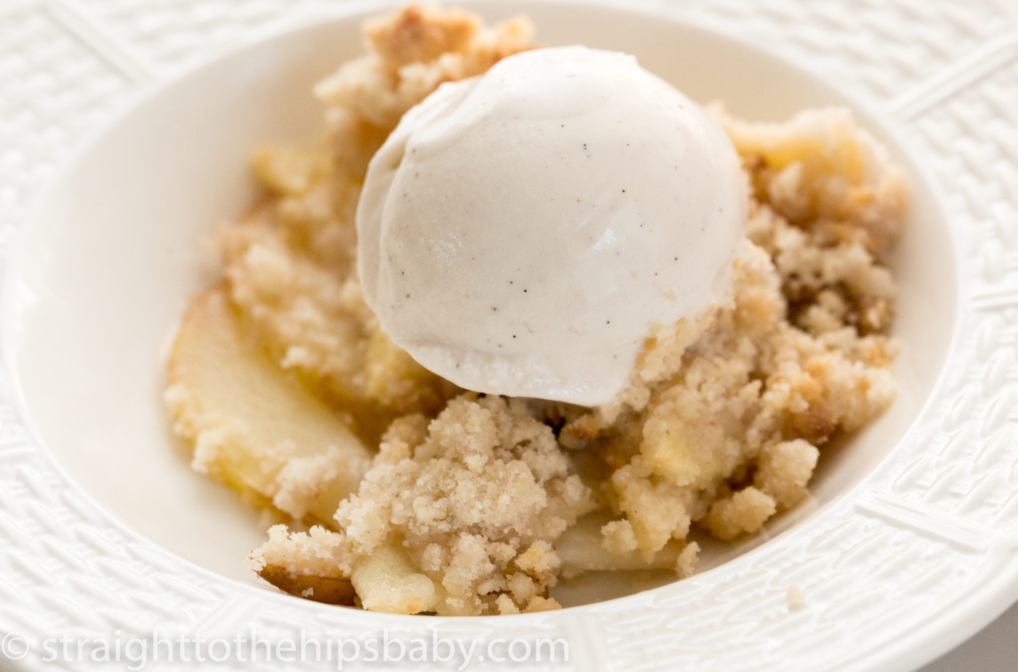 Autumn Apple Pear Crumble - Straight to the Hips, Baby